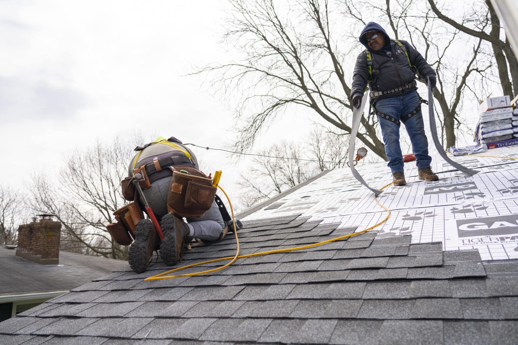 24/7 Expert Roofing Contractors in Albert Lea, MN